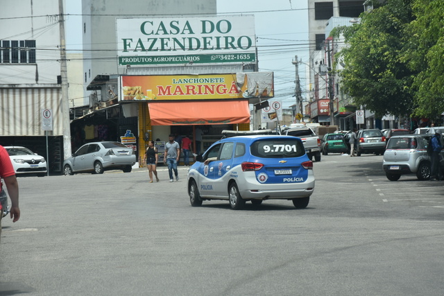 Praça Da Bandeira Motorista Xinga Motociclista E Caso Vai Parar Na