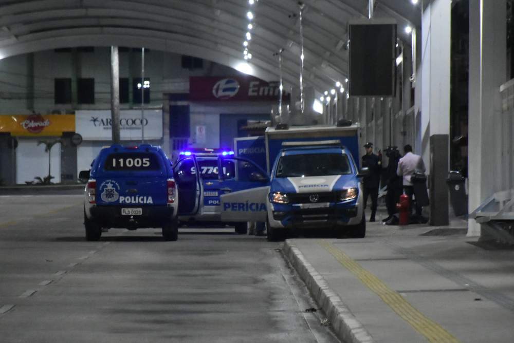 Fatalidade na Estação Herzem Gusmão | homem que morreu enquanto dormia ...