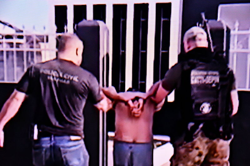 Investigação Policial | suspeito de matar jovem a tiros após tentativa ...